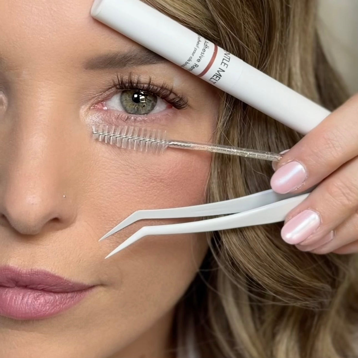 How DIY Lashes from Flash Femme Empower Women to Look and Feel Their B